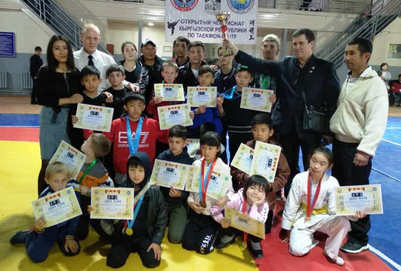 В Кыргызстане определились чемпионы страны по таэквондо ITF - | 24.KG