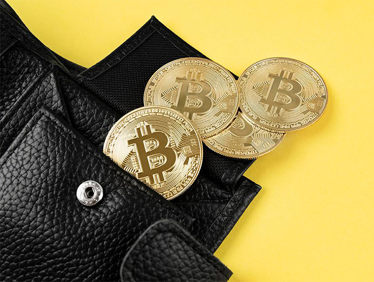 За сутки «проснулись» восемь старых биткоин-кошельков — выведены 80 ...