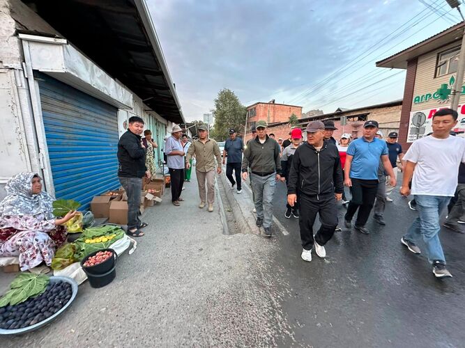 Well-known Teshik-Tash market in Osh to be moved outside the city - | 24.KG