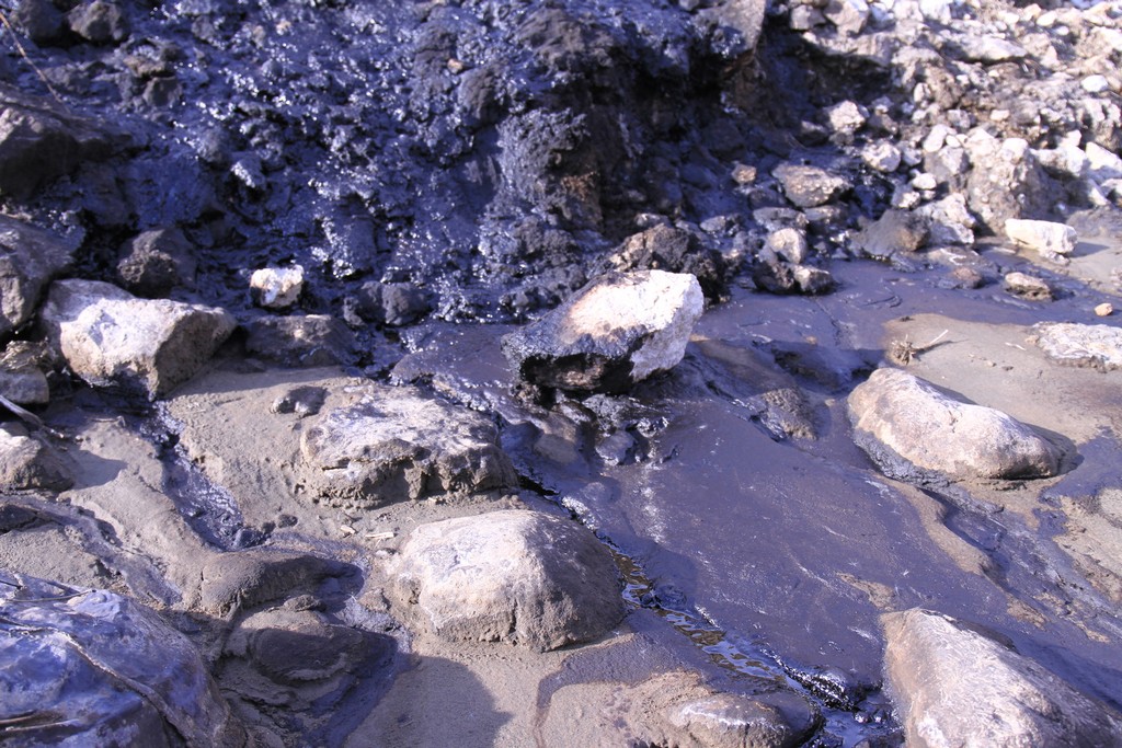 Mailuu-Suu town under threat of environmental disaster (photo ...